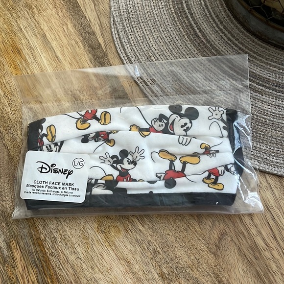 Disney | Accessories | Disney Mickey Mouse Face Mask Nwt | Poshmark